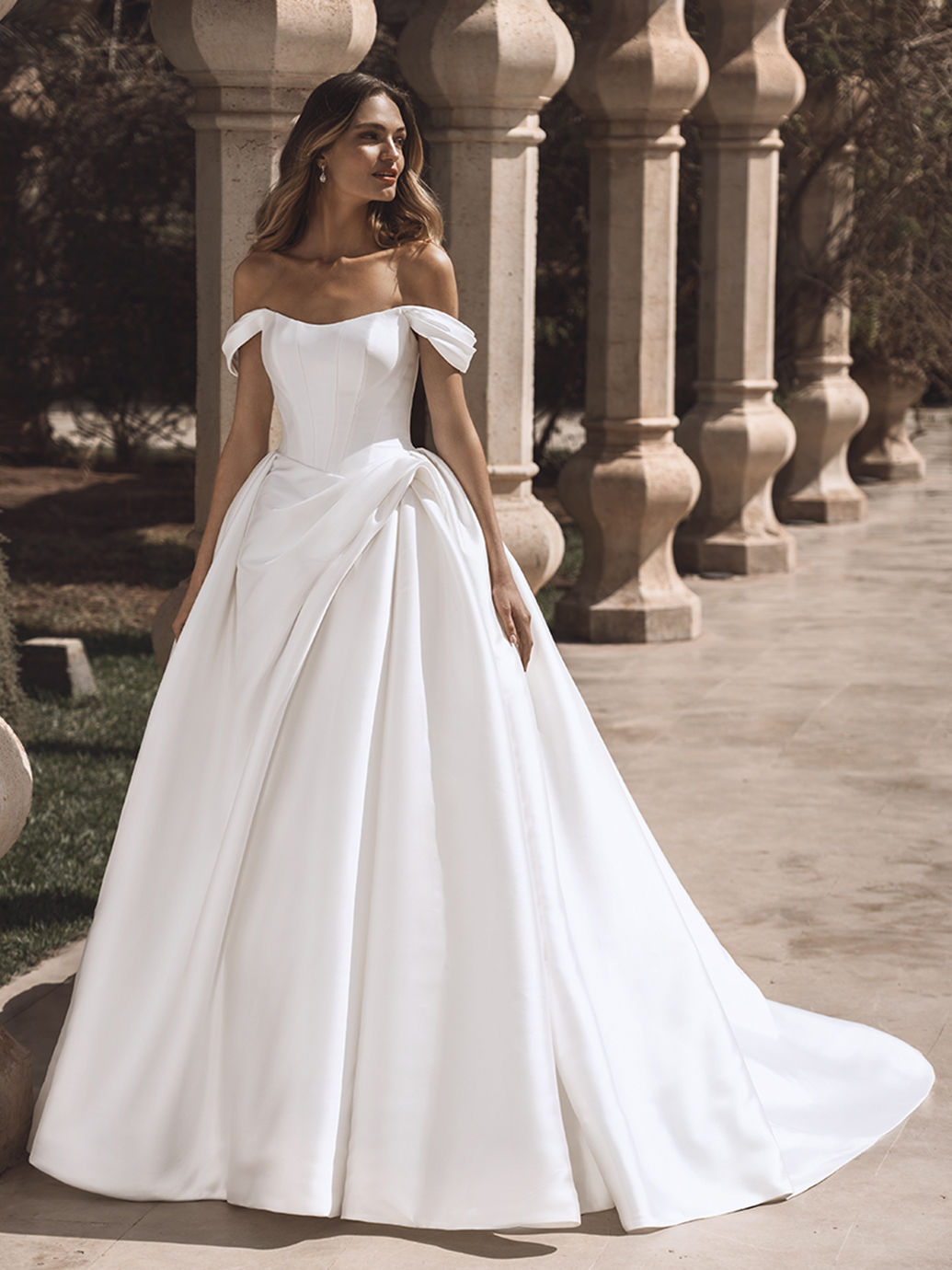 Elegant Wedding Dresses | The Enzoani Collection | Enzoani | Enzoani