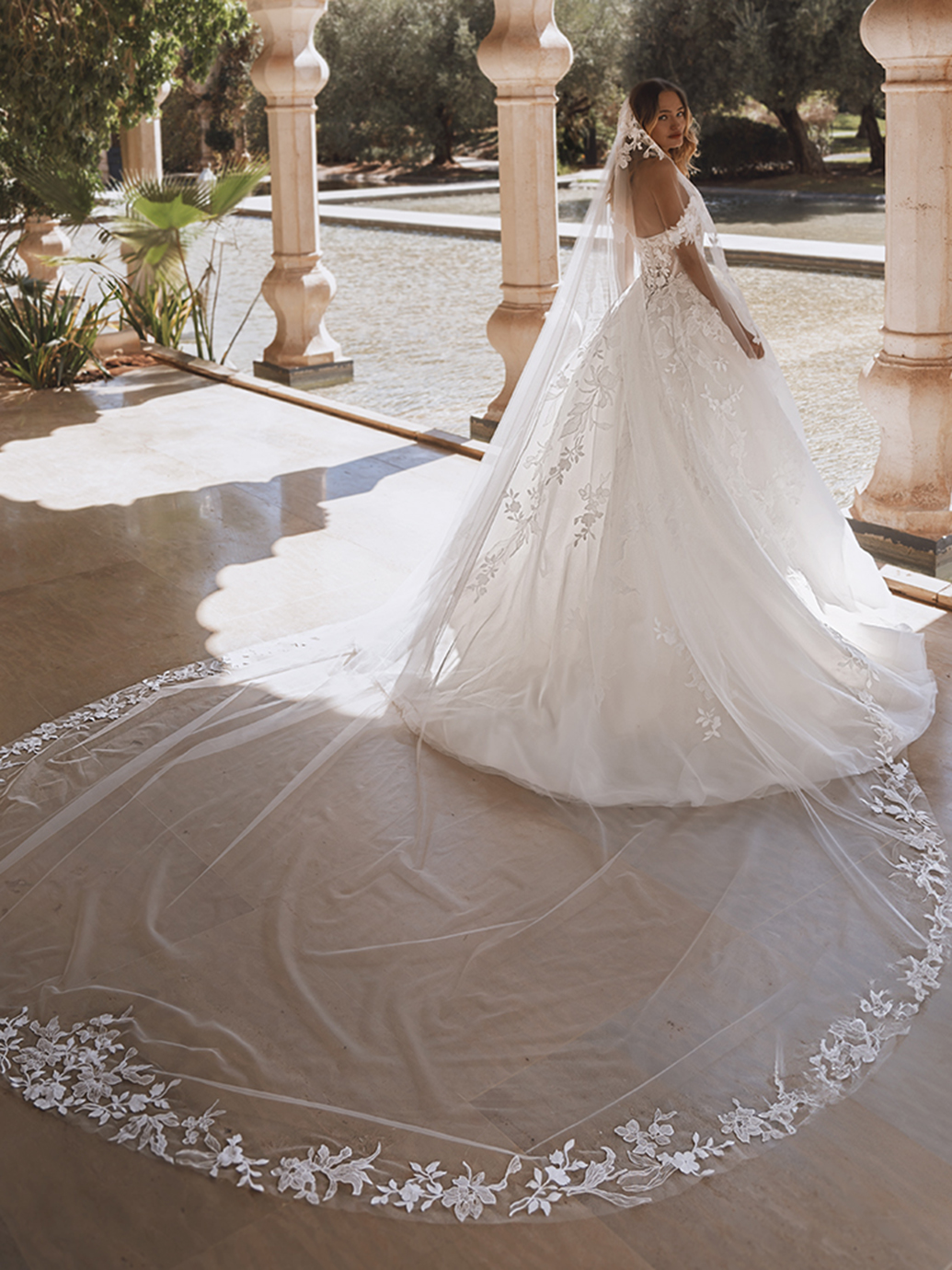 Elegant Wedding Dresses | The Enzoani Collection | Enzoani | Enzoani