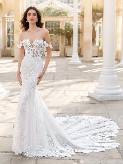 Elegant Wedding Dresses | The Enzoani Collection | Enzoani | Enzoani